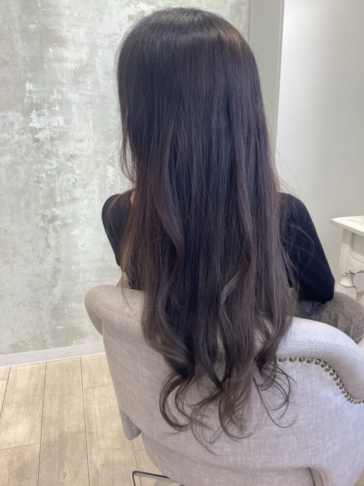 グレージュカラーで透き通るデザインに | 自然派コスメ&髪質改善美容室 福岡市東区箱崎のFlan hair